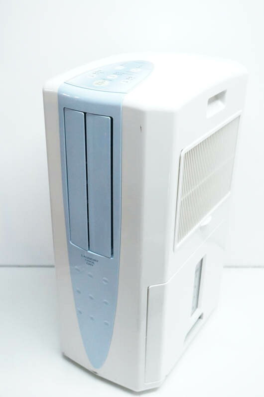 ●商品情報 ・最大吹き出し温度差-10℃のさわやか冷風 ・排熱ダクトで背面から出る排熱を室外に出してさらに快適！ ・連続10時間運転可能な大型タンクで水捨て回数も少ない ・スピード部屋干し衣類乾燥 ・メーカー／コロナ ・型番／CDM-F10...