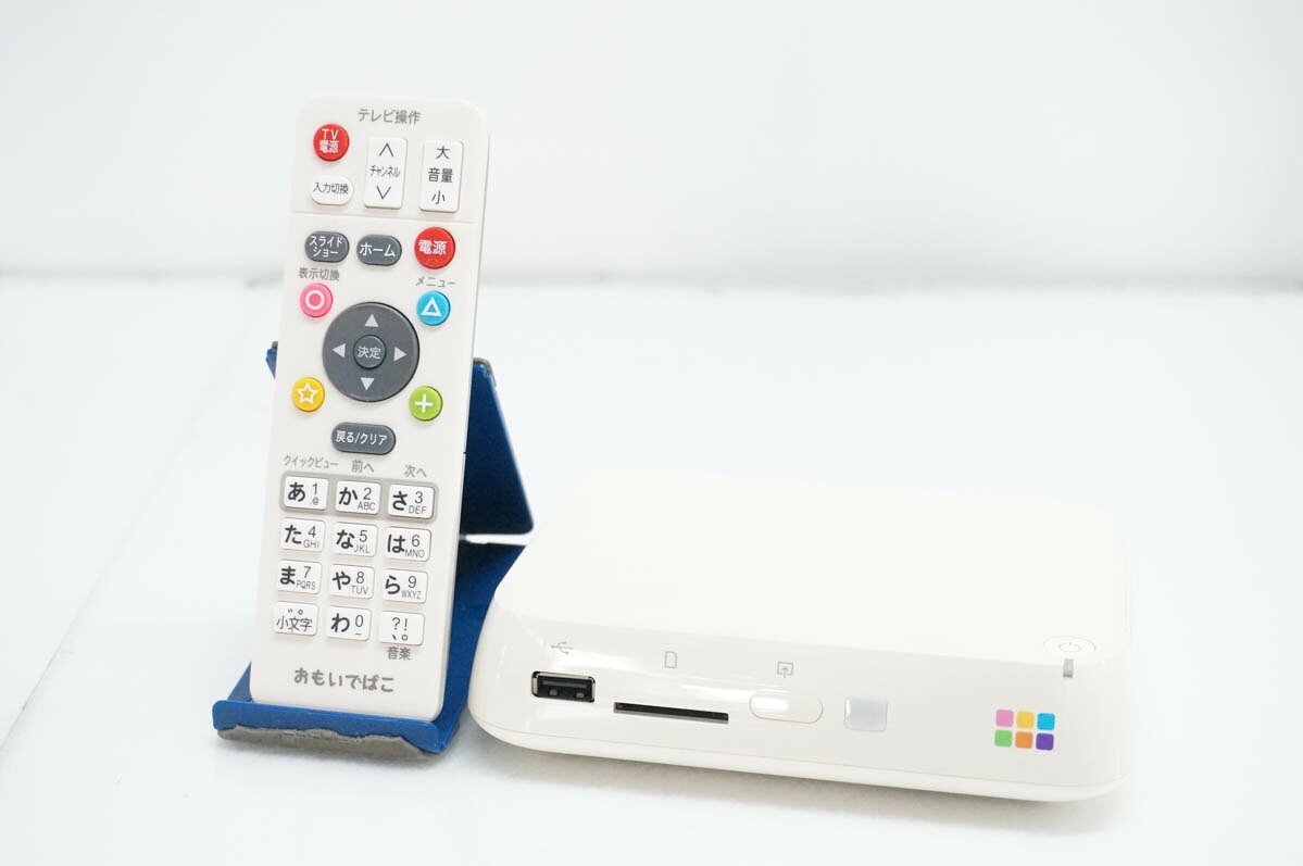 ●商品情報 ・取り込んだデジタル写真や動画をテレビに出力して楽しめるHDD内蔵のメディアプレーヤー ・メーカー／BUFFALO ・型番／PD-1000S ・ハードディスク容量／1TB ・対応メモリーカード／SDメモリーカード、SDHCメモリ...