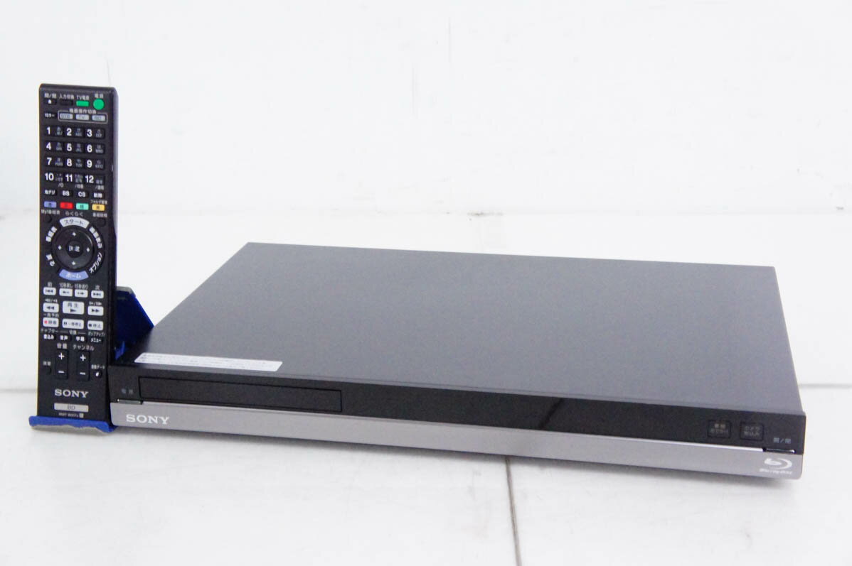 ●商品情報 ・映像素材に合わせて、かしこく長時間録画「インテリジェントエンコーダー3」 ・ハイビジョン映像を美しくする高画質回路“CREAS 4” ・3D映像・写真をワンタッチでかんたん取り込み ・電源ONで、待たずに使える0.5秒瞬間起動...