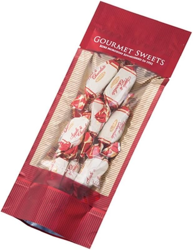 ホワイトチョコレートで、糖蜜漬けりんごを包みました ベルギー産のホワイトチョコレートで、糖蜜漬けりんごを包みました。 シャキシャキしたりんごの食感をお楽しみください。 大きさ 外装サイズ 265mm×110mm×20mm