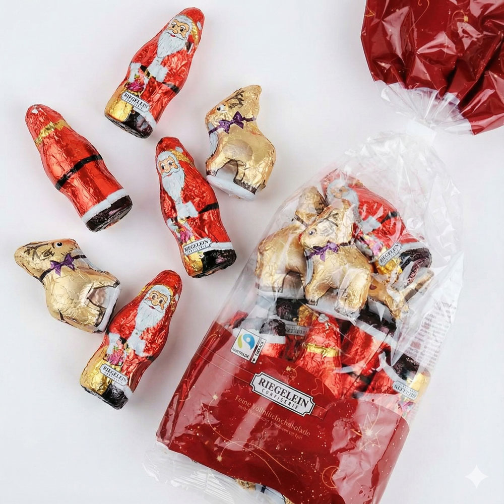 サンタやトナカイのデザインがかわいいミルクチョコレートの詰め合わせパックです。