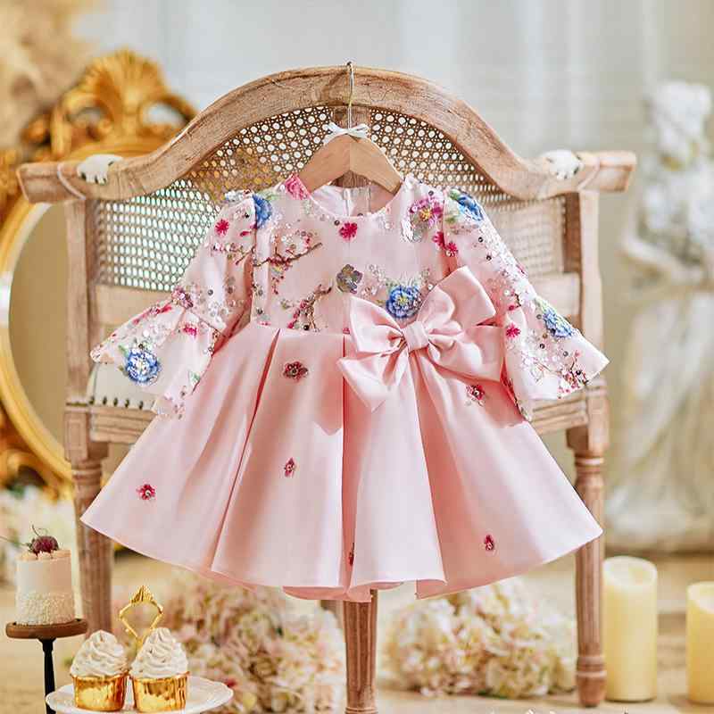 ・カテゴリ: 子供用ドレス・性別: 女の子・生地加工: 酵素洗い・デザイン: プリンセス・スタイル: プリンセス・主な素材: ポリエステル20%・裏地素材: ポリエステル20%・安全基準: B類・ドレス種類: フォーマル・カラー展開: ピン...