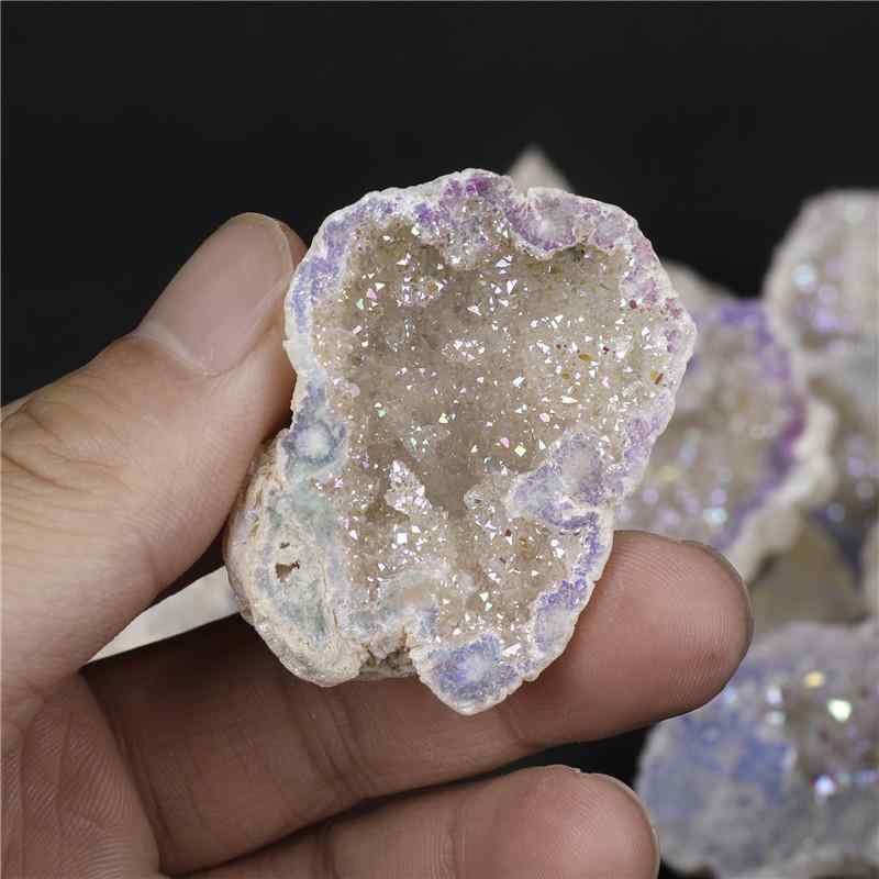 ・主な素材: ホローマ瑙・カテゴリ: 天然石・サイズ展開: 約3-5cm、約5.5-8cm・ギフト用途: ポイント交換ギフト、ビジネスギフト、広告ギフト、プロモーションギフト、福利厚生ギフト、記念日ギフト、表彰記念、広報ギフト・スタイル: ...