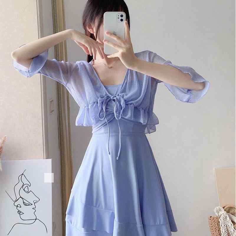 ・性別: 女性・対象年齢: 成人・柄スタイル: 無地、セクシー・特徴: 胸パッド付き、ノンワイヤー・主な素材: ポリエステル95%・重さ: 約290g・裏地素材: ポリエステル100%・適用シーン: ヘルスケアマッサージ、フィットネス、ダン...