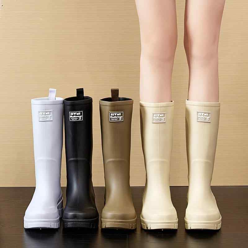 ・カテゴリ: 女性用レインシューズ・性別: 女性・筒丈: 高筒・厚さ: 普通・ヒール高: 低 (1-3cm)・柄: 無地・素材: PVC・カラー展開: ブラック、グレー、ミリタリーグリーン、ベージュ・サイズ展開: 36,37,38,39,4...