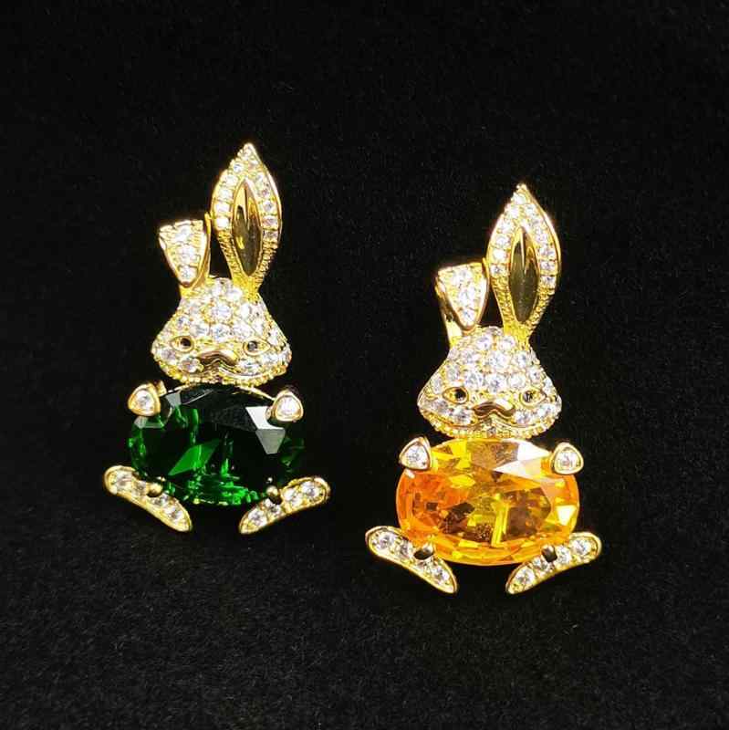 ・カテゴリ: 胸針・スタイル: かわいい・主な素材: 銅・装飾素材: ジルコン・カラー展開: 緑、黄色、ピンク・モチーフ: うさぎ・機能: 装飾・対象: 女性