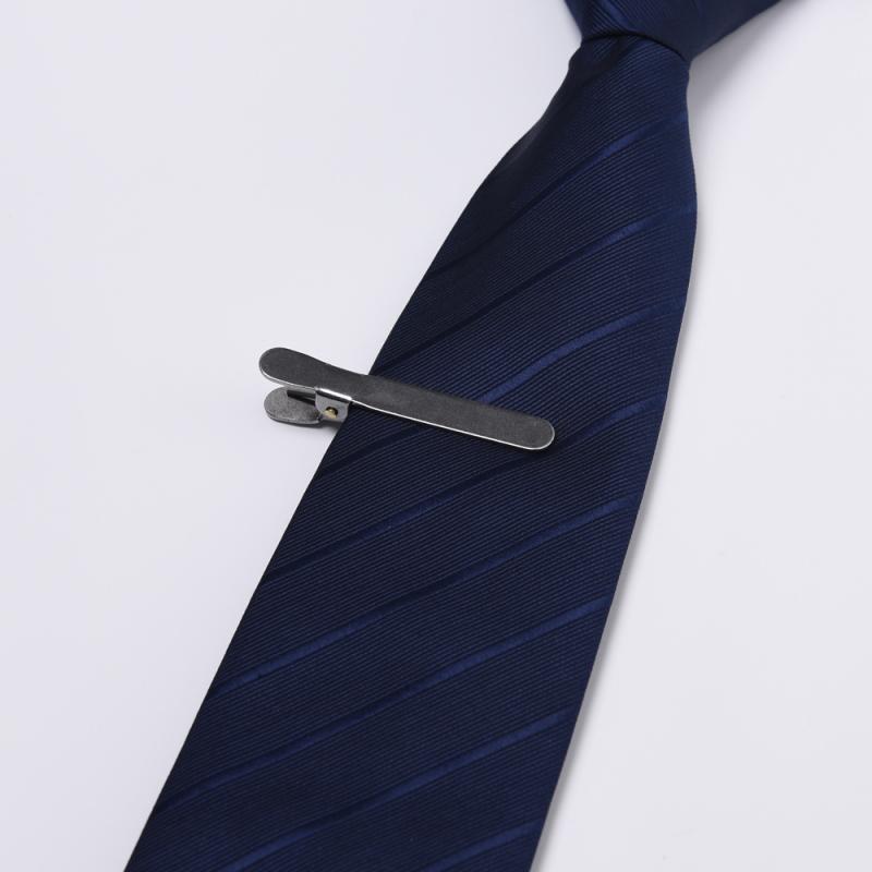 ・サイズ: 61×8mm・加工方法: 電鍍・タイプ: 平頭型・対象性別: 男性・素材: チタン鋼・柄: 無地・色: シルバー・形状: 幾何学型・商品カテゴリ: ネクタイピン・対象年齢: 成人・スタイル: ファッションOL・純度: K9・ギフ...