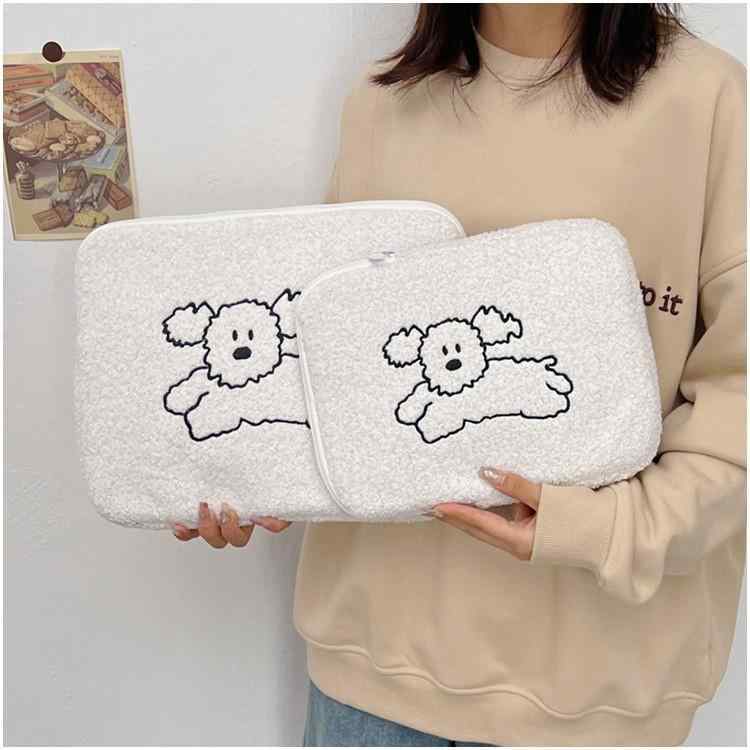 ・主な素材: ナイロン・裏地: ポリエステル・カラー展開: ホワイト、ブラック・寸法: 36.66cm×43.33cm・PC収納サイズ: 25.4cm・柄: 動物・装飾: ステッチ・特徴: 耐摩耗、盗難防止、軽量・性別: ユニセックス