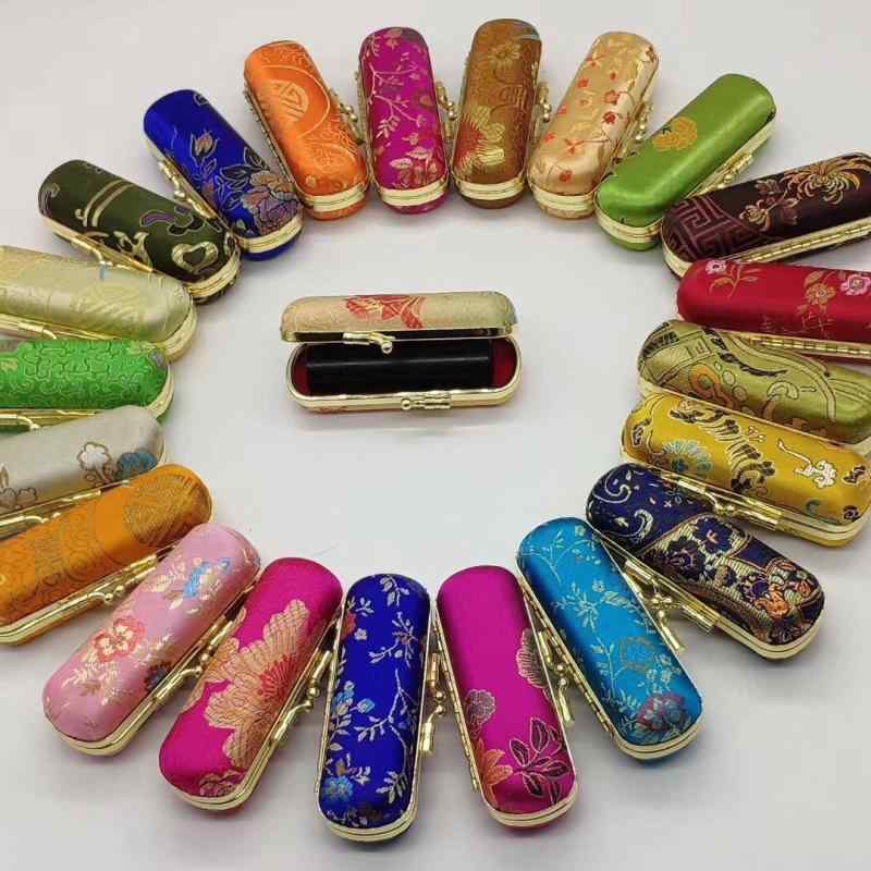 ・カテゴリ: ジュエリーケース・主な素材: ABS、鉄クリップ・サイズ: 10×4×3cm・カラー展開: 混色・柄: サテン