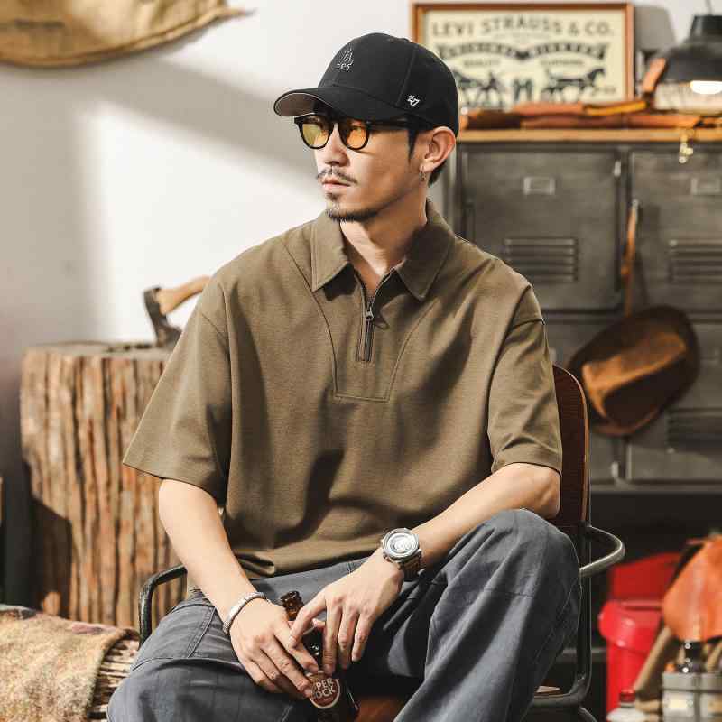 ・カテゴリ: Tシャツ・スタイル: アメカジ・主な素材: 綿・柄: 英字・シルエット: ルーズフィット・デザイン: プルオーバー・ネックライン: 襟付き・袖丈: 半袖・フード: なし・生地の厚さ: 薄手・素材詳細: コーマ綿（綿96%以上）...