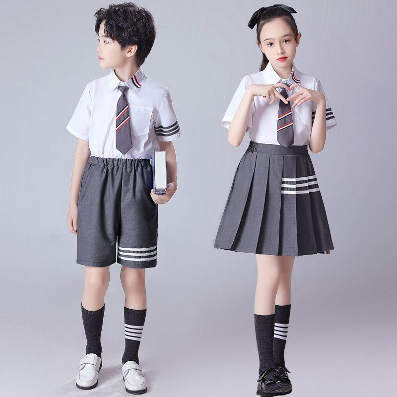 ・カテゴリ: 子供服セット・スタイル: 韓国風・セット内容: パンツセット・対象年齢: 新生児（0〜1歳、80cm以下）・素材: コーデュロイ・安全基準: Aクラス・カラー展開: レッドストライプ半袖＋グレースカート＋グレー襟、レッドストラ...