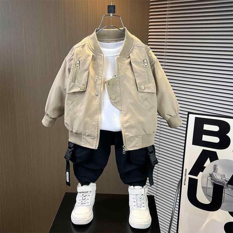・対象: 男児・対象年齢: 中小童（3～8歳、身長100～140cm）・ネックライン: クルーネック・スタイル: 韓国風・柄: 無地・生地加工: 柔軟処理・フード: フードなし・要素: スポーツ、トレンド・袖丈: 長袖・安全基準: B類・素...
