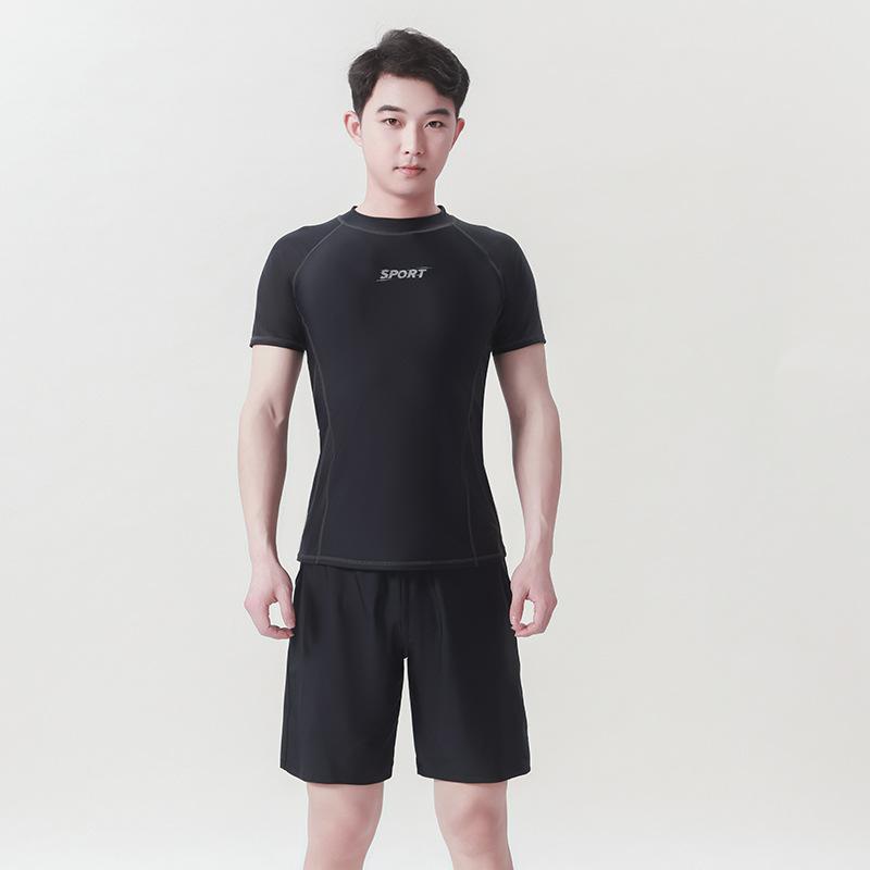 ・カテゴリ: 男式水着・柄: 無地・対象年齢: 成人・生地素材: 化学繊維混紡・生地成分: ナイロン 82%・重量: 約300g・裏地素材: 化学繊維混紡・裏地成分: ポリエステル 95%・着用シーン: 水泳、ウォータースポーツ・カラー展開...
