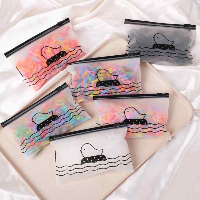 ・スタイル: キッズ・意匠: 幾何学・テイスト: カートン・素材: プラスチック・樹脂・イメージ: キュート・カラー展開: ホワイト、ブラック、ジェリーカラー、レッドマルチ、スプリングカラー、ダークマルチ・サイズ展開: 11×17cm（約1...