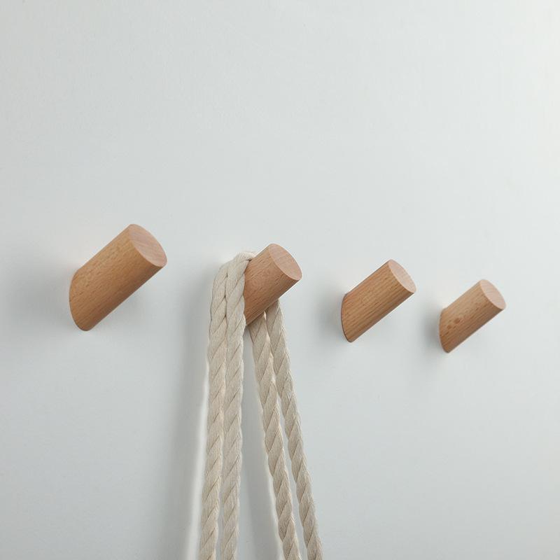 ・カテゴリ: 一般用フック・素材: 木製・スタイル: シングルタイプ・カラー展開: 6cmブナ材ショート斜め、8cmブナ材ミドル斜め、10cmブナ材ロングストレート、6cmブラックウォールナットショート斜め、8cmブラックウォールナットミド...