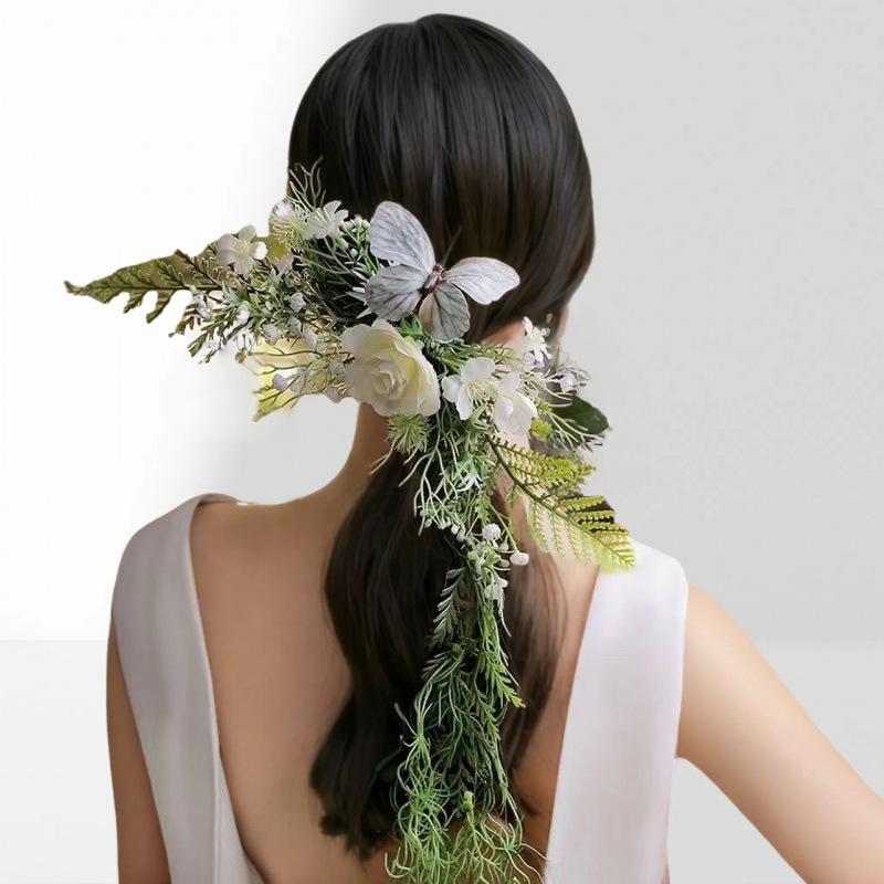 ・カテゴリ: ヘアアクセサリー・素材: 布・スタイル: 田園風・種類: 森系ヘアピン・製法: 手仕事・デザイン: 花・カラー展開: 森系タッセルヘアピン、森系ヘアピン（1個）、森系花冠・トレンド要素: 田園風、花、タッセル