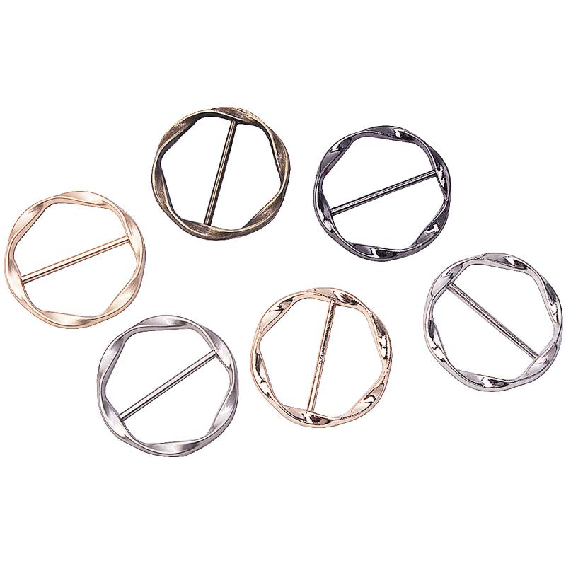 ・性別: 女性・素材: 合金・バックル形状: 丸型・製品タイプ: 平滑バックル・留め具方式: 日字留め・スタイル: カジュアル・利用シーン: アウトドア・柄: キャラクター・バックル要素: 丸バックル・カラー展開: ブライトシルバー、マット...
