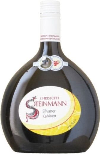 ※こちらは協力インポーターより仕入れのため通常よりも1~2営業日余分に発送までお時間を頂戴する場合があります。 ジルヴァーナーのワンランク上のクラス。樹齢25年～35年のぶどうを使用。熟度高めの南国系の果実味、少しビターでミネラル感豊富な辛...