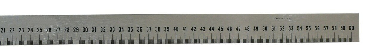 アメリカ製　アルミ合金角尺60cm アルミ合金なのでとても軽く、作業がしやすくなります。 cm表記 ※こちらと他の商品を合わせてご注文の場合、ご注文商品によっては複数口等で配送させて頂く場合がございます。 ※配送・お支払方法等の詳細はコチラ...