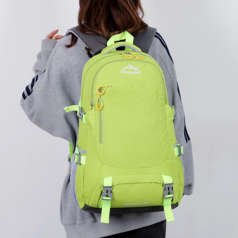 リュック 男性用 アウトドア 大容量 旅行 登山 軽量 鞄 カジュアル スタイル