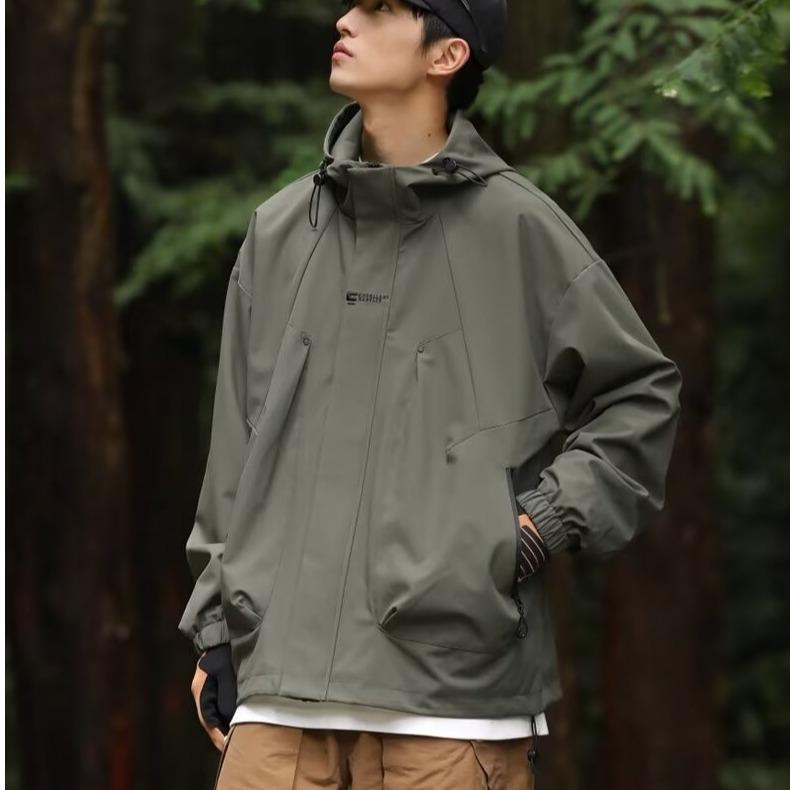 ジャケット 男性用 秋冬 アウトドア 登山服 ジャンパー ブルゾン 防寒着 アウター・素材: 聚酯纤维（涤纶）・カテゴリ: ジャケット・スタイル: 韩版・领型: 无领・版型: 宽松型・前立て: 拉链・フード: 連帽・・柄: 拼色・対象: 若...