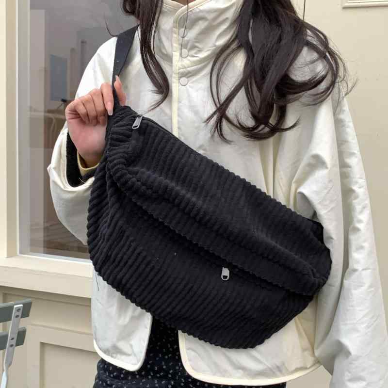 ボディバッグ レディース メンズ 無地 大容量 秋冬 ショルダーバッグ シンプル スポーツ 鞄 カジュアルスタイル コーデュロイ・容量: 36〜55L・素材: オックスフォード布・機能: 通気性.防水.耐摩耗性・性別: 中性/男女兼用・裏地...