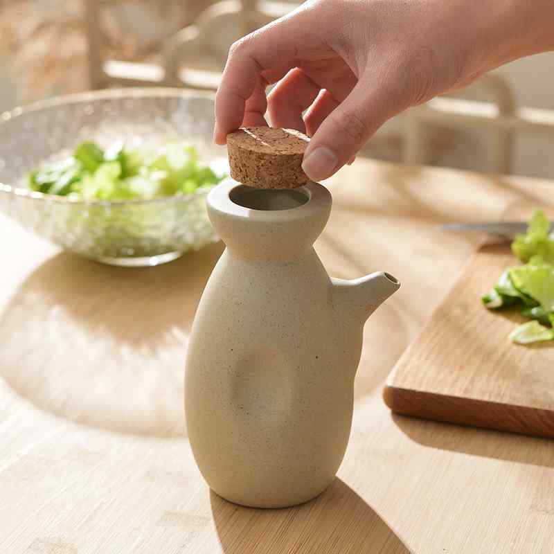 油壺 キッチン用 醤油 酢 調味料入れ 陶器 オイルボトル レトロ オイルポット 食用油 容器・素材: 陶瓷・容量: 油瓶・スタイル: 新中式・機能: 無