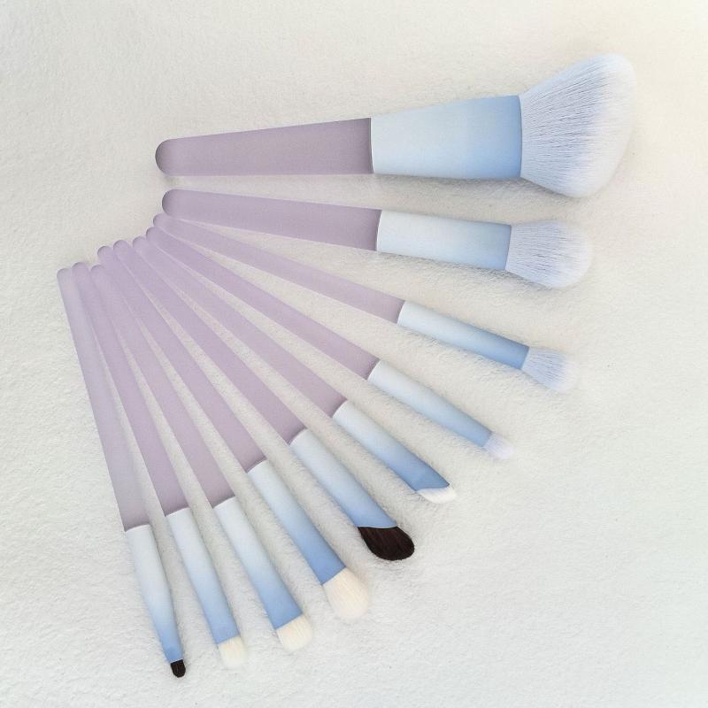 メイクブラシ セット 10本 携帯用 アイシャドウブラシ チークブラシ 涙袋ブラシ・カテゴリ: 化粧ブラシセット・ブラシ数: 10本・ブラシ素材: 動物毛・ブラシケース: 袋・柄の素材: アクリル・柄のタイプ: 携帯用・毛の長さ: 3cm・...