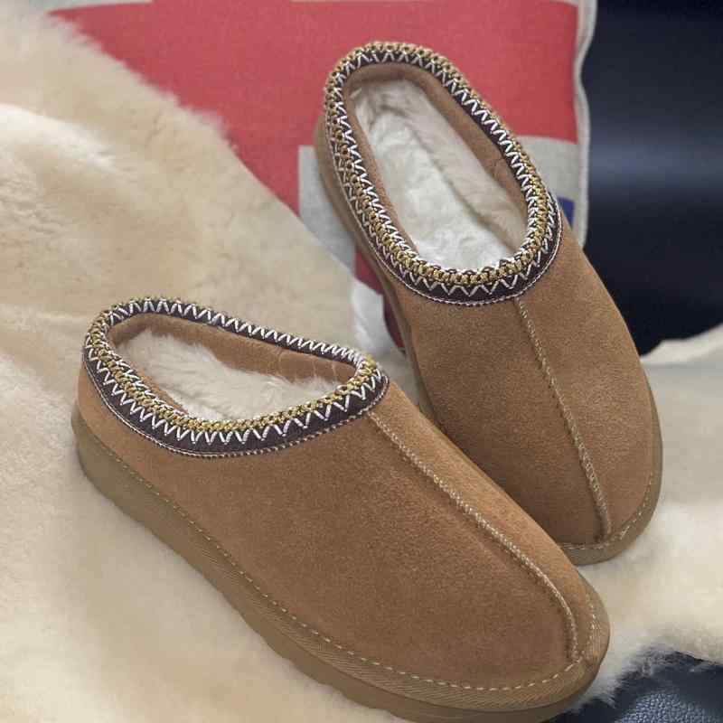 靴 男女兼用 スノーブーツ 革 秋冬 防寒 あったか 保温 滑り止め 厚底 フラット ローヒール ぺたんこ 民族風 カジュアル 普段使い ルームシューズ スリッパ