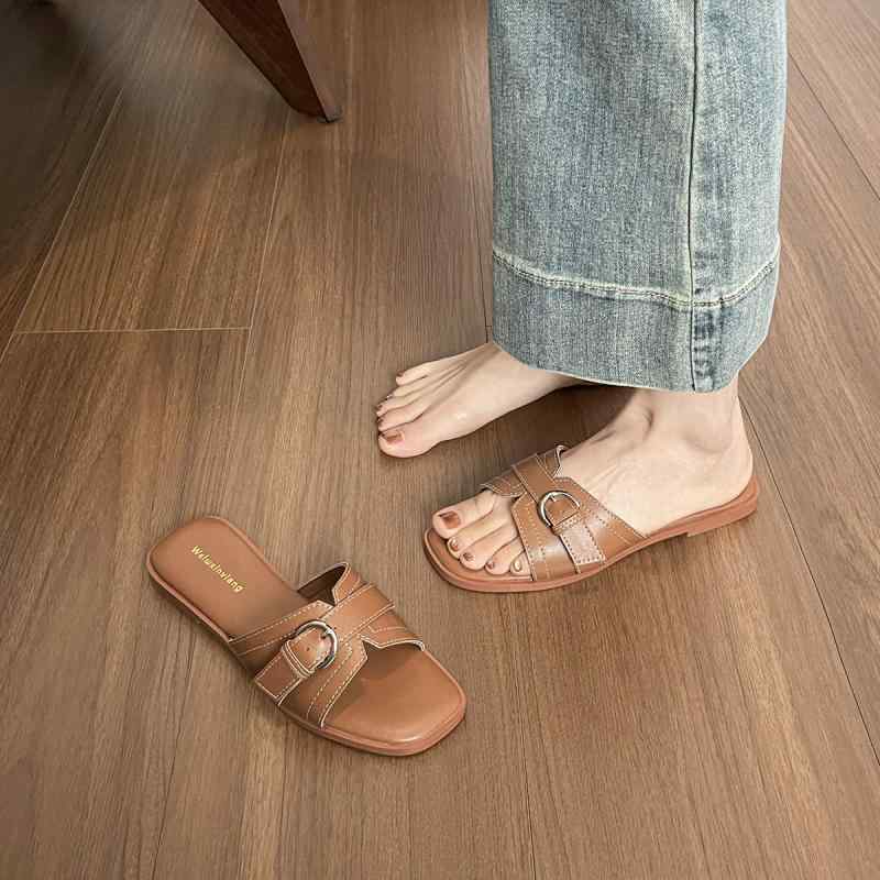 サンダル レディース レトロ スクエアトゥ ローヒール スリッパ カジュアル 普段使い ベルト バックル フラット 外履き 春夏