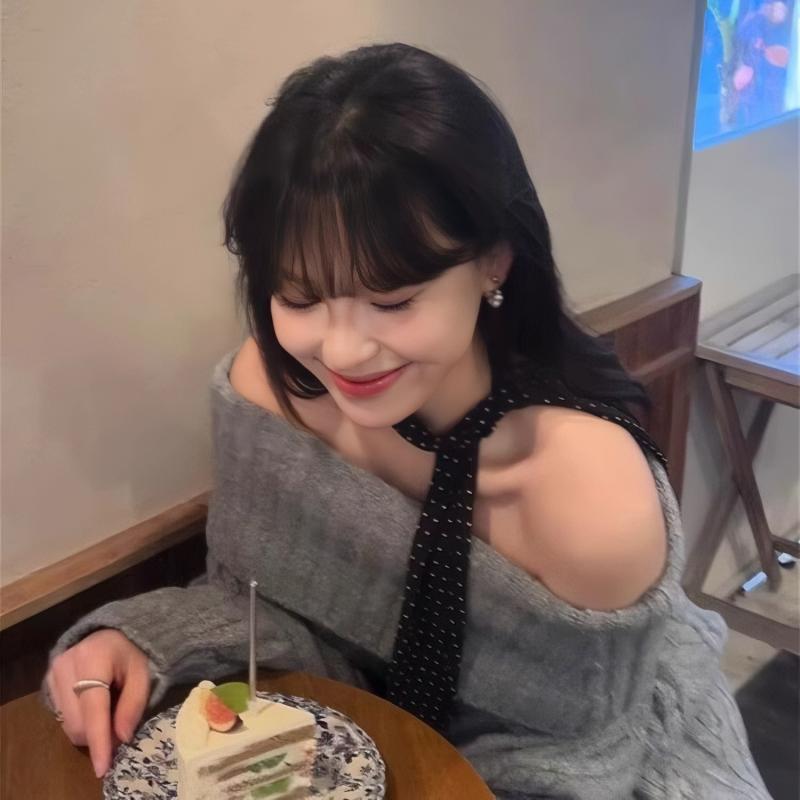 スカーフ レディース ブラック 水玉模様 タッチ 豪華感 小判 正方形 ネックスカーフ ヘアバンド 秋冬 おしゃれ かわいい シャツ ブラウス アクセサリー