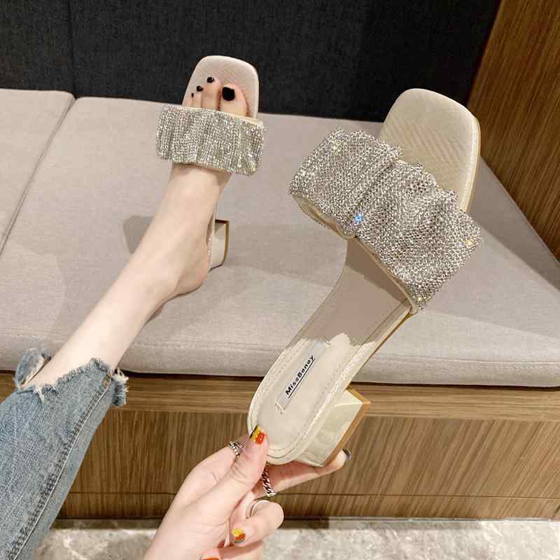 サンダル レディース 外履き ローヒール チャンキーヒール オープントゥ スリッパ キラキラ 普段使い かわいい[ "・カテゴリ: サンダル", "・対象年齢: 成年", "・スタイル: ス...