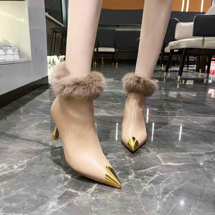 ショートブーツ レディース 秋冬 ファー スティレットヒール ポインテッドトゥ エレガント きれいめ アンクルブーツ・製品カテゴリ: 綿靴/毛靴・対象年齢: 成人・靴の素材: 人造PU・対象性別: 女性・スタイル: 韓国版・流行のブーツ: ...