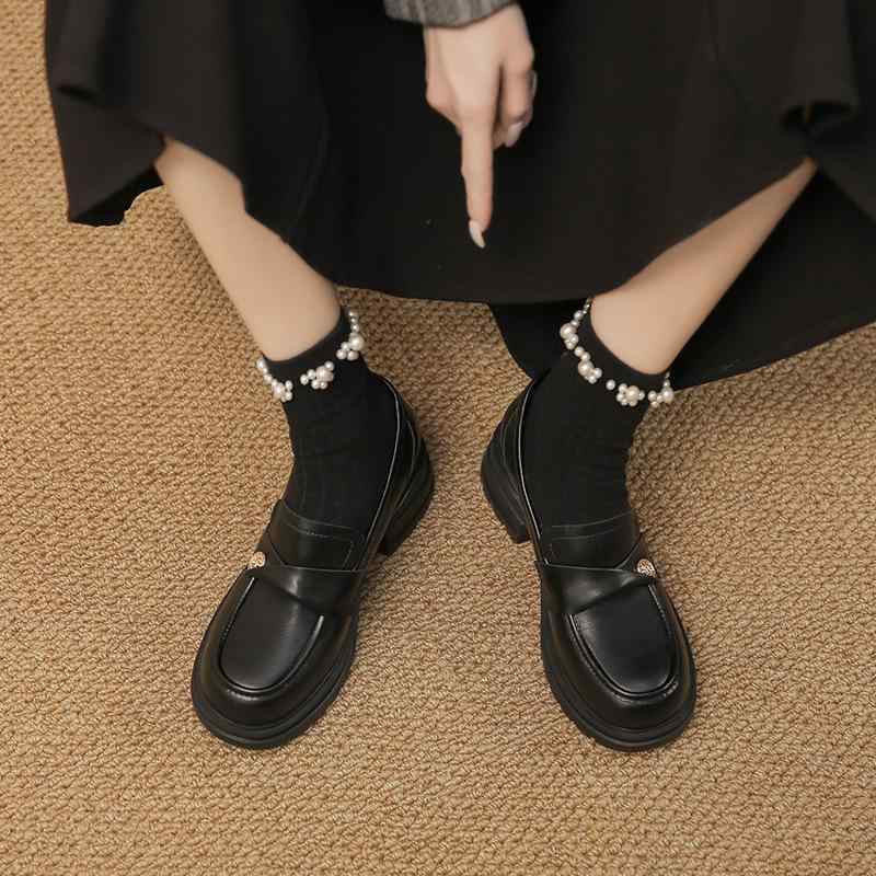 靴 レディース ローファー 厚底 漆皮 黒 フラットシューズ スリッポン 歩きやすい 痛くない 美脚 身長アップ 普段使い