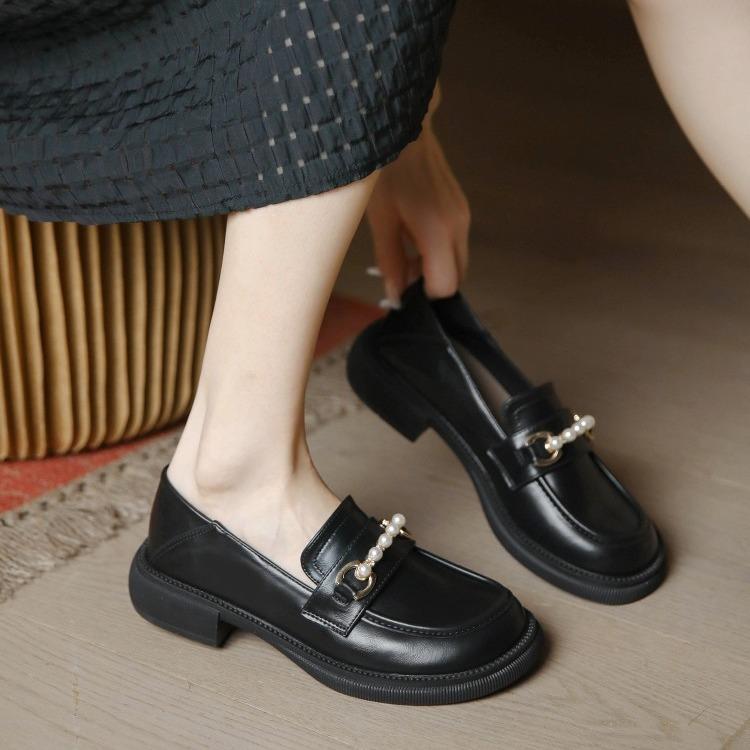 靴 レディース レザーシューズ ローファー フラットシューズ 厚底 白 春秋 歩きやすい 普段使い カジュアル