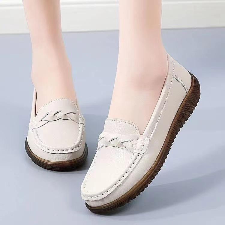 靴 レディース 婦人靴 ローヒール ぺたんこ 柔らかい 痛くない 歩きやすい 履きやすい スリッポン モカシン 楽ちん クッション性 滑り止め 通勤 普段使い 旅行 春夏