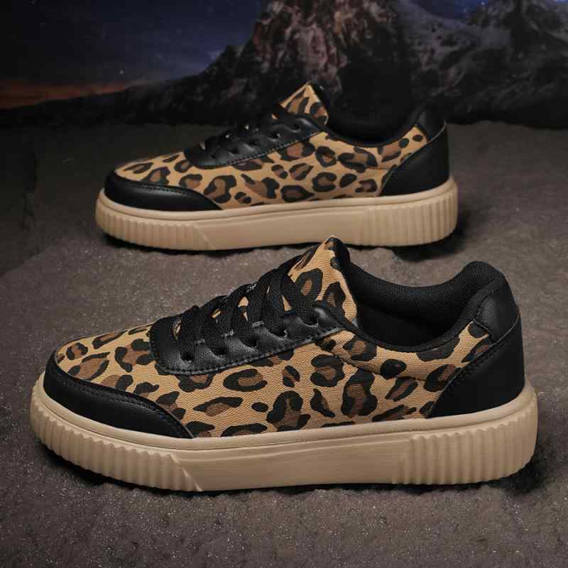 スニーカー レディース ヒョウ柄 レオパード カジュアル ローカット 紐 靴 普段使い 軽量 クッション性 歩きやすい