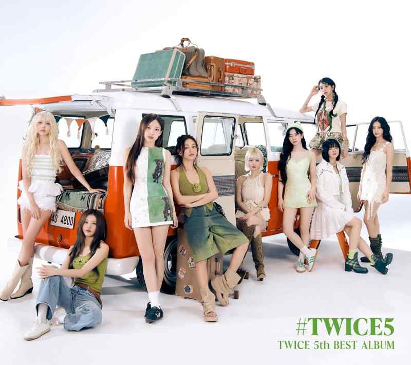 #TWICE5 [初回盤B] (特典なし)WPZL-32193■ ご購入前に必ずご確認ください ■1. 在庫管理とご注文の確定当店は複数のオンラインモールで在庫を共有しております。在庫の変動： 更新のタイムラグにより、ご注文後に「完売」が判...
