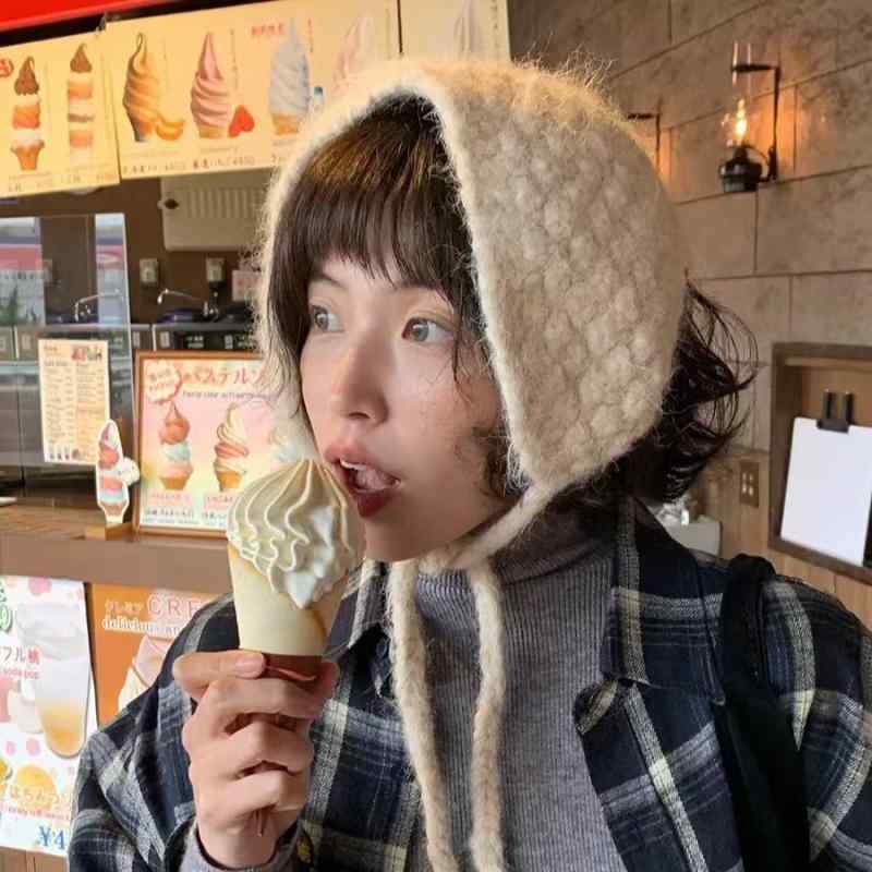 ニット帽 レディース 秋冬 暖かい 防寒 耳当て付き 帽子 ウール混紡 かわいい 無地 ケーブル編み イヤーマフ カジュアル おしゃれ・性別: 男女兼用・対象年齢: 成年・素材: 羊毛・スタイル: ベーシック・カラー: 米白, 灰色, モカ...