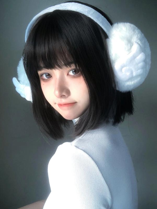 イヤーマフ レディース 秋冬 白 かわいい ふわふわ もこもこ 防寒 折りたたみ イヤーウォーマー 天使の羽 あったか 女性用 通勤 通学