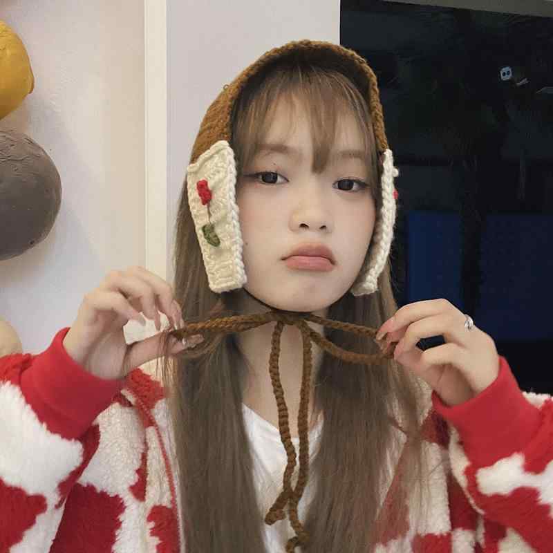2イヤーマフ かわいい レディース 秋冬 ニット 小花柄 耳当て ヘアバンド 暖か 防寒