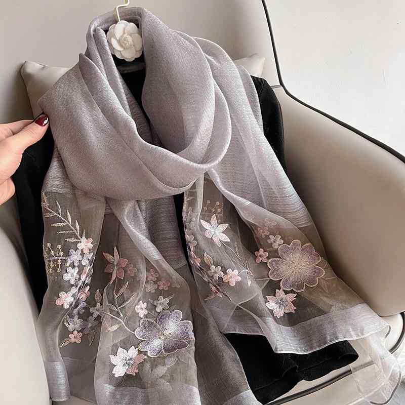 マフラー レディース 春秋 シルク ウール 刺繡 ショール 杭州 宮廷風 スカーフ 母親 ギフト 贈り物 防寒 冷房対策 高級感 上品 きれいめ エレガント おしゃれ