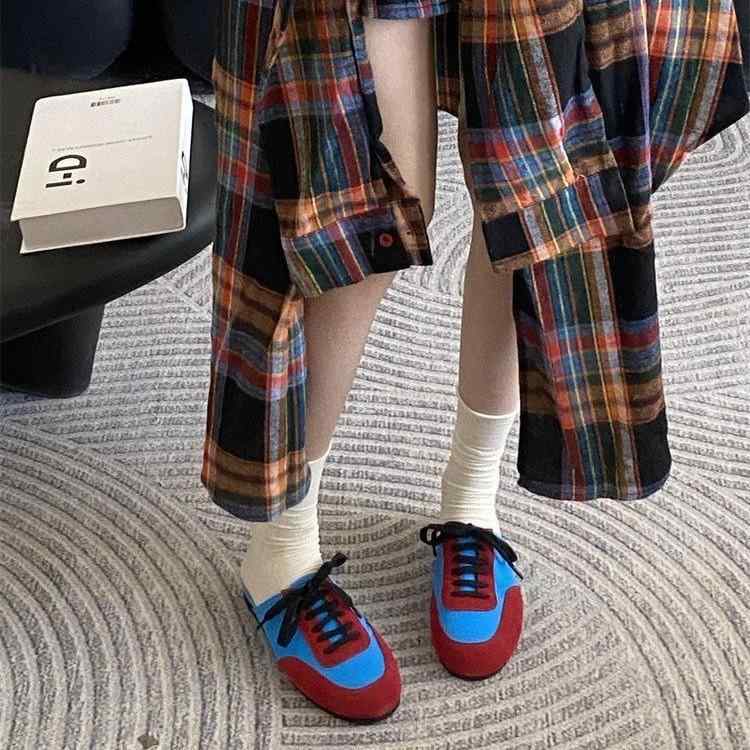 ミュール レディース 春夏 フラット ローヒール スリッパ サンダル ぺたんこ 歩きやすい 履きやすい 痛くない かわいい 脱げにくい 黒 白 旅行 普段使い