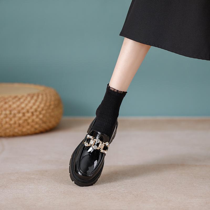 2靴 レディース ローファー 厚底 春秋 スリッポン シューズ 小さいサイズ 大きいサイズ 学生 通勤 通学 普段使い 歩きやすい 履きやすい 黒 ブラック ブラウン 白 ホワイト カジュアル きれいめ