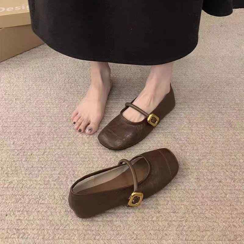 靴 レディース 韓国風 レトロ 英国風 妖精 浅履き スリッポン ローファー 小さいサイズ 滑り止め フェイクレザー 合皮 デイリー 普段使い