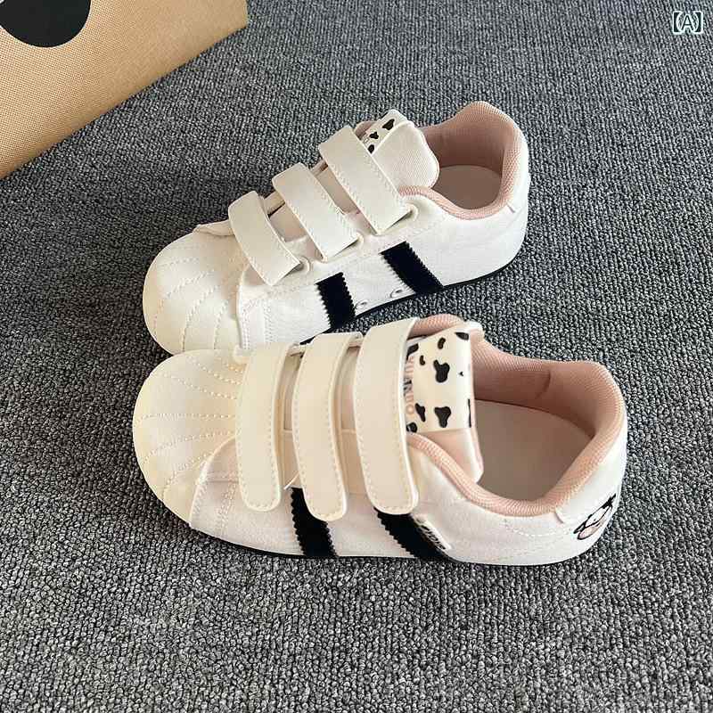 2スニーカー レディース フラットシューズ 赤色 シェルトゥ マジックテープ 潮 軽量 デッキシューズ