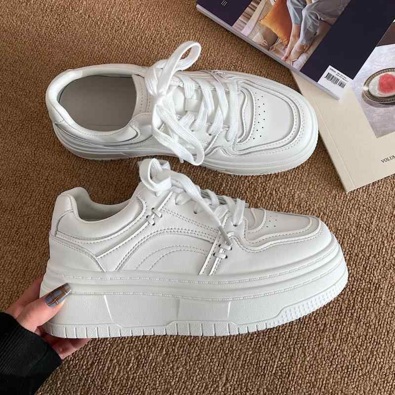 スニーカー レディース 厚底 軽量 スポーツシューズ ダッドスニーカー カジュアル 普段使い 美脚 脚長効果 白 秋冬