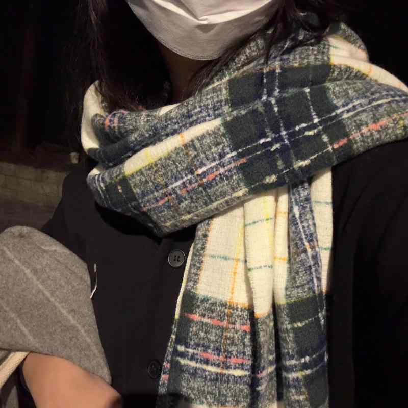 マフラー レディース 秋冬 高級感 レトロ 配色 チェック柄 ショール ストール 2way 暖かい 防寒・編み方: その他・適合シーズン: 冬・スタイル: その他・カラー: 満目星河, 星星眼泪, 煙花易冷・主素材含有量: 96%以上・生地...