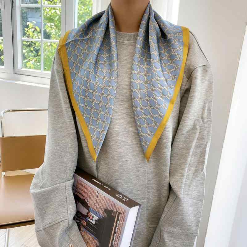 2スカーフ レディース 春夏 シルク 絹 正方形 65 大判 高級感 紫外線対策 日焼け防止 ショール ストール 上品 きれいめ