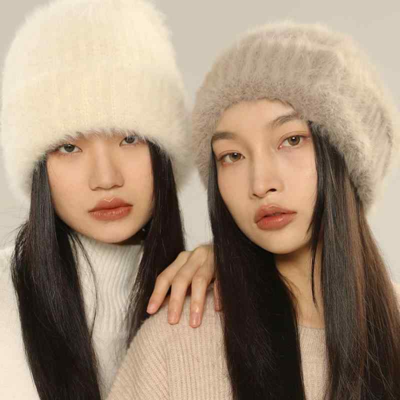 2ニット帽 レディース 秋冬 白色 大頭 囲み 小顔効果 防寒 あったか ウール 混 ケーブル編み 伸縮性 ボリューム かわいい